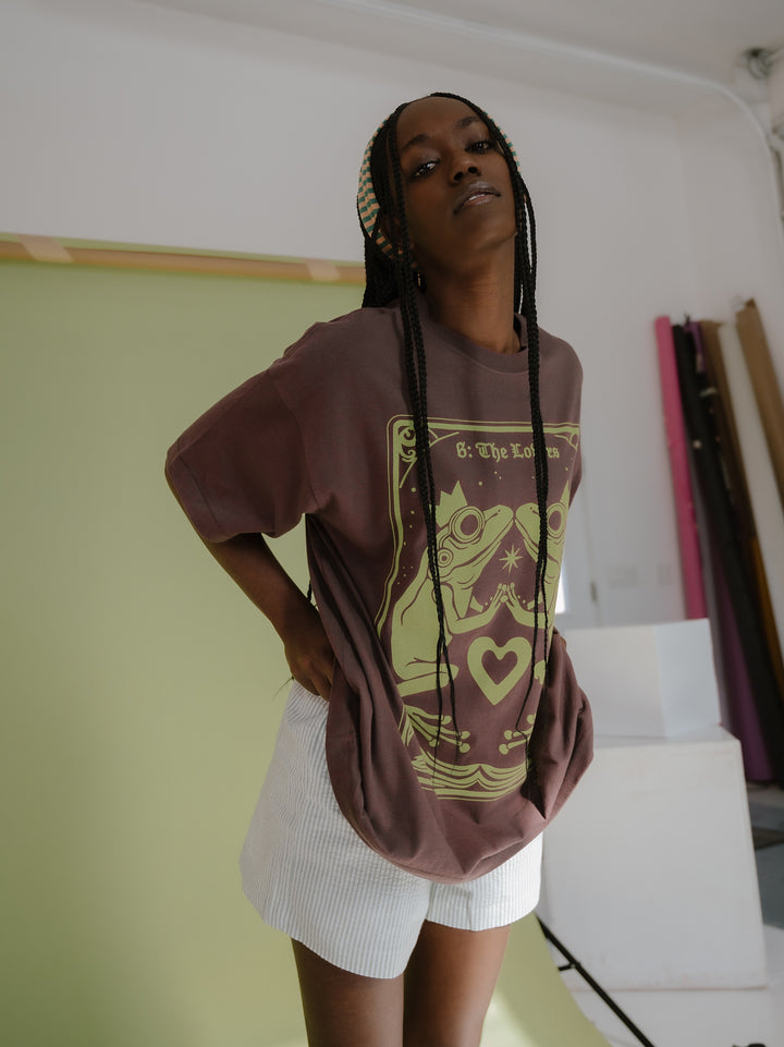 The Frog Princess Oversized Tee in Mocha – Subtle Dust