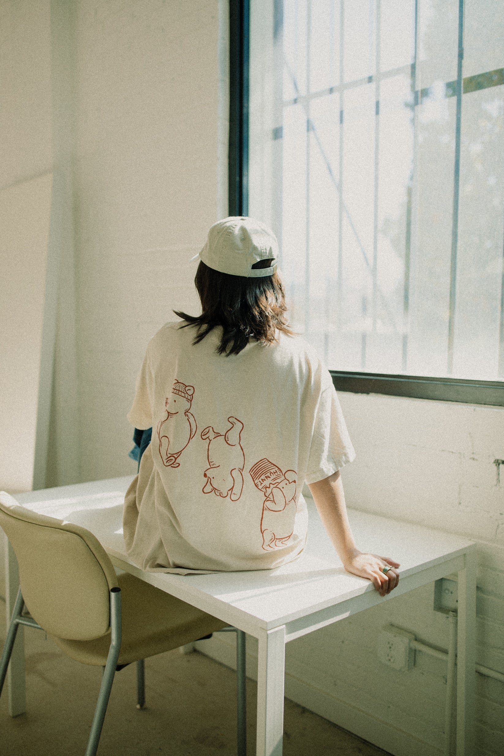 The Silly Ole Bear Oversized Tee in Sand – Subtle Dust